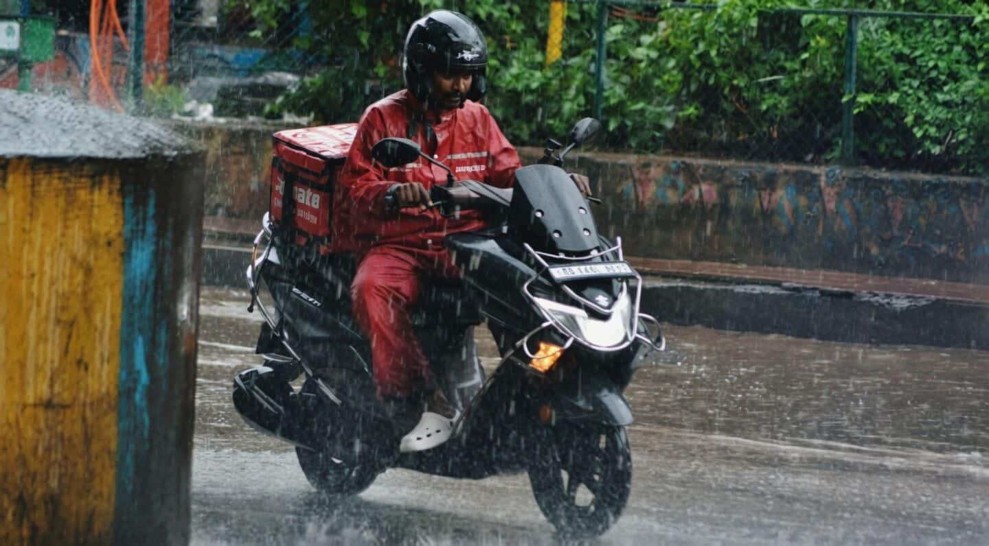 Mumbai traffic police tell apps to drop 10-minute delivery guarantees