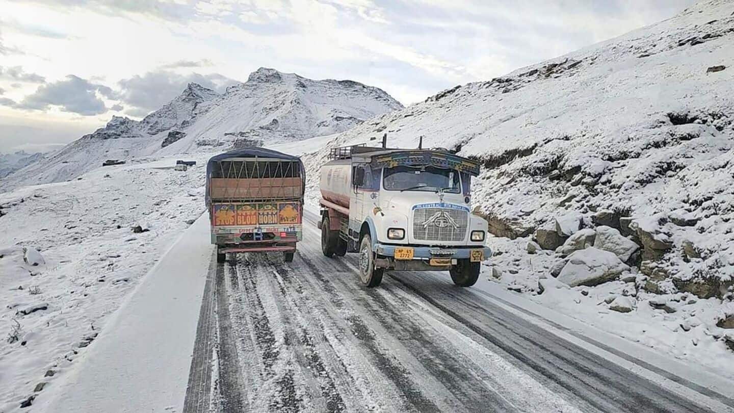 Himachal Pradesh receives early snowfall; Manali-Leh highway closed