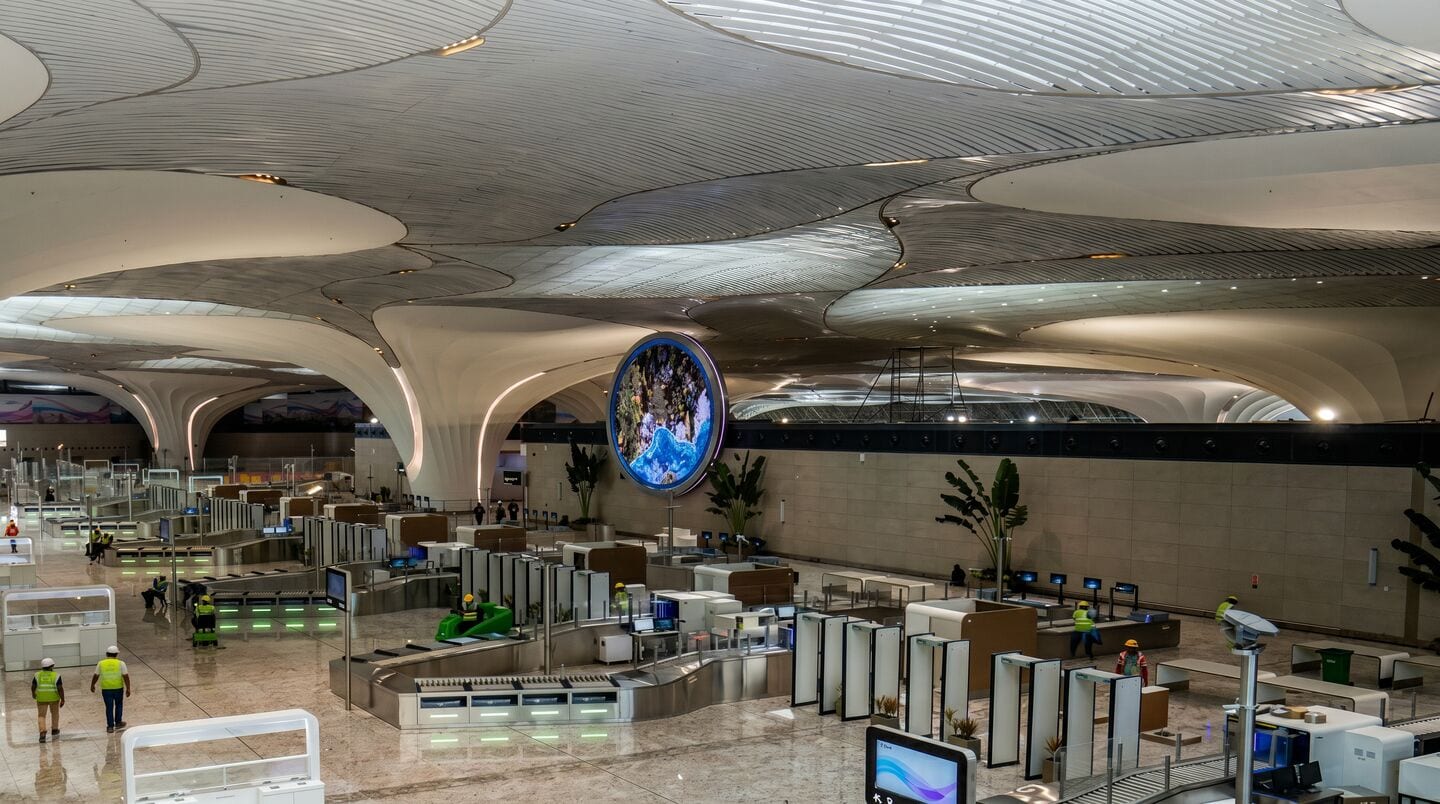 Airlines split over Navi Mumbai International Airport's capacity and costs