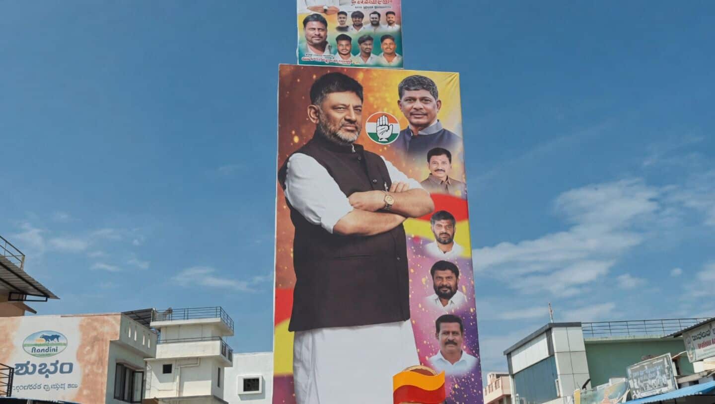 Police remove oversized DK Shivakumar banners near Karnataka High Court