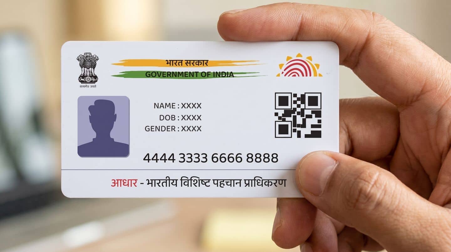 UIDAI clarifies Aadhaar updates: photo and fingerprints ₹125, 5-17 free