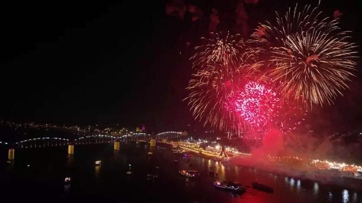 Dev Deepawali in Varanasi: 1 million diyas, laser show, eco-friendly ...