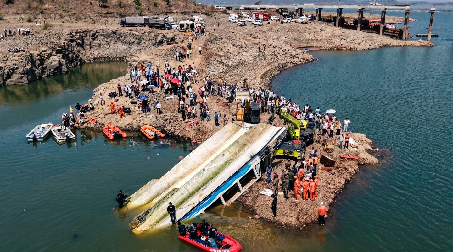 Tourist boat capsizes at Bargi Dam in Jabalpur, 11 dead