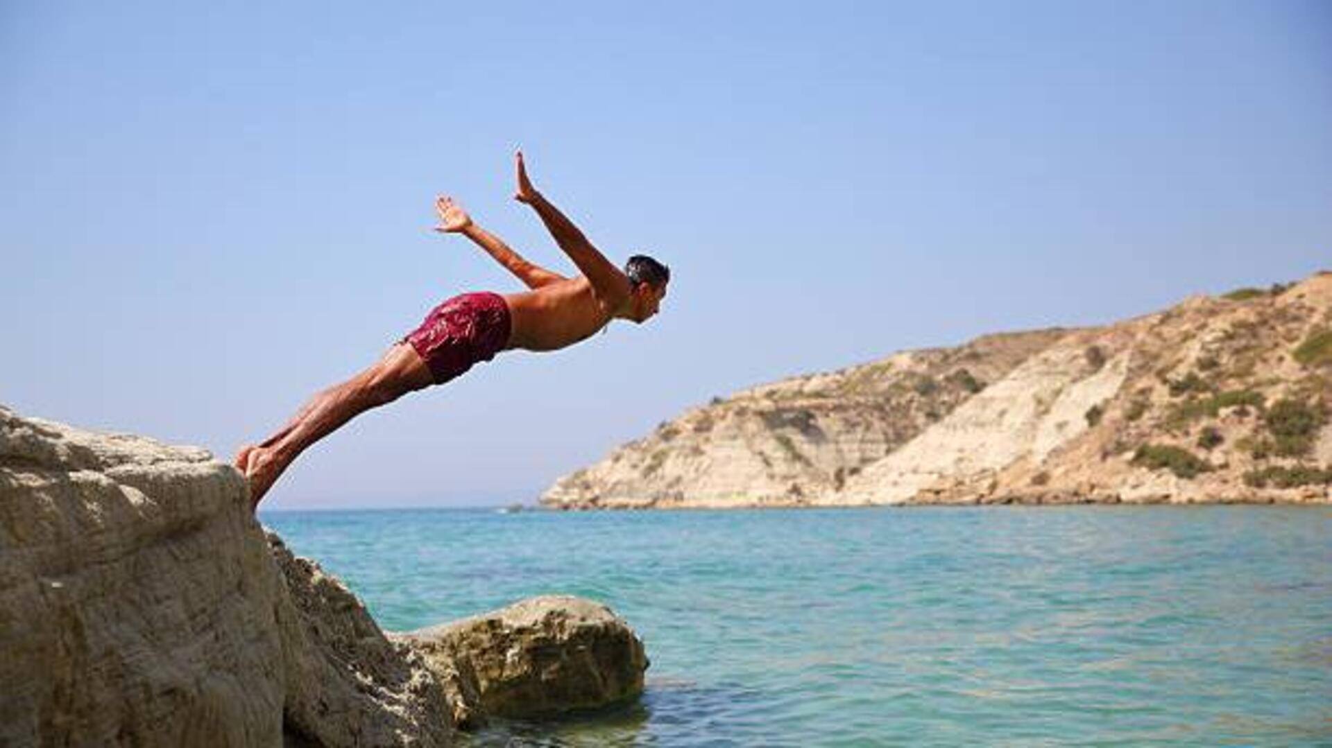 Cliff divers, add Lake Tanganyika to your list