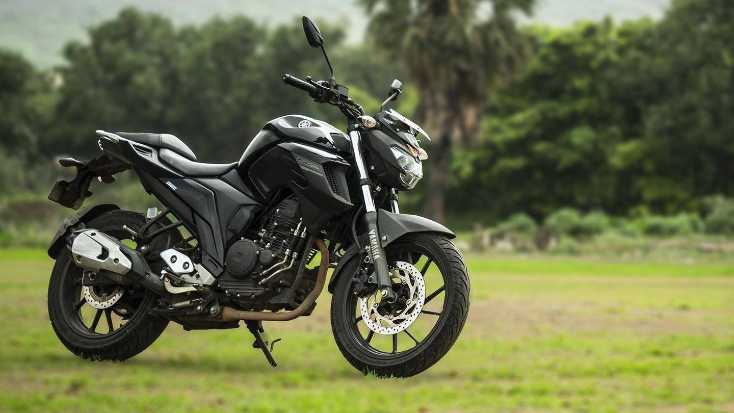 Yamaha FZ 25 series becomes cheaper by Rs. 19,000 cheaper | NewsBytes