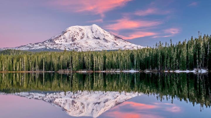 Mount Adams going to blow